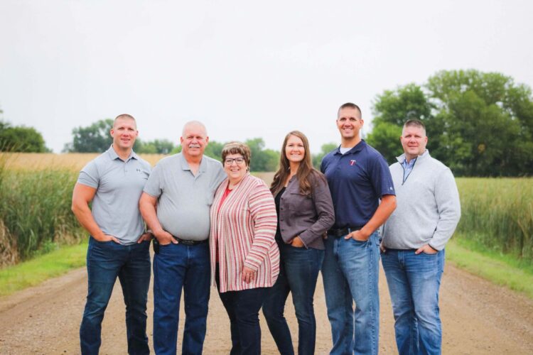 A family that serves | News, Sports, Jobs - Marshall Independent
